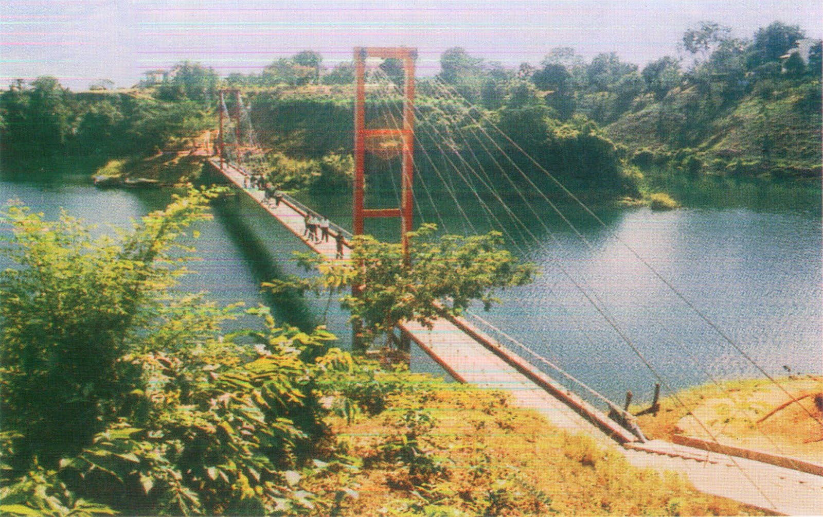 Bangladesh is a mosaic of green.: Karnaphuli bridge, Rangamati City