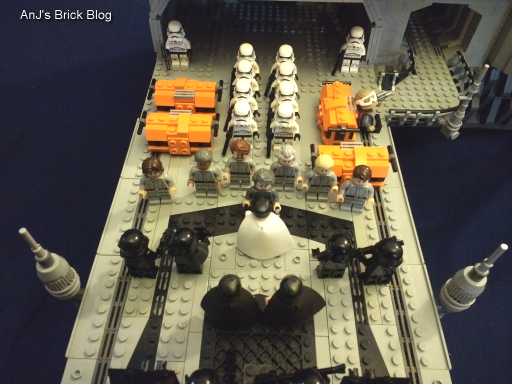 AnJ's Brick Blog: Lego Moc: Eadu Kyber Refinery