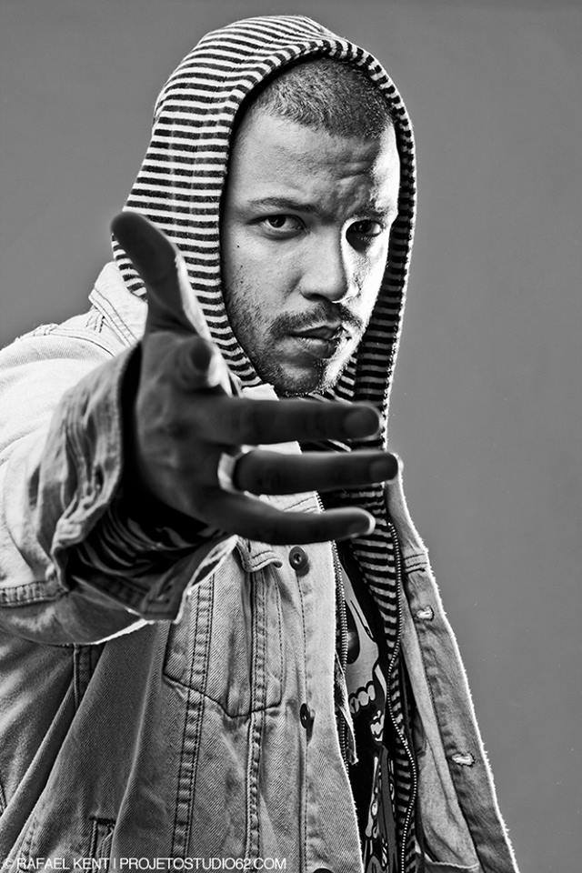 Aumenta o Som: Projota lança a mixtape “Muita Luz” no Rio de Janeiro