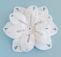 Tina's handicraft : crochet 3d flower hair pin