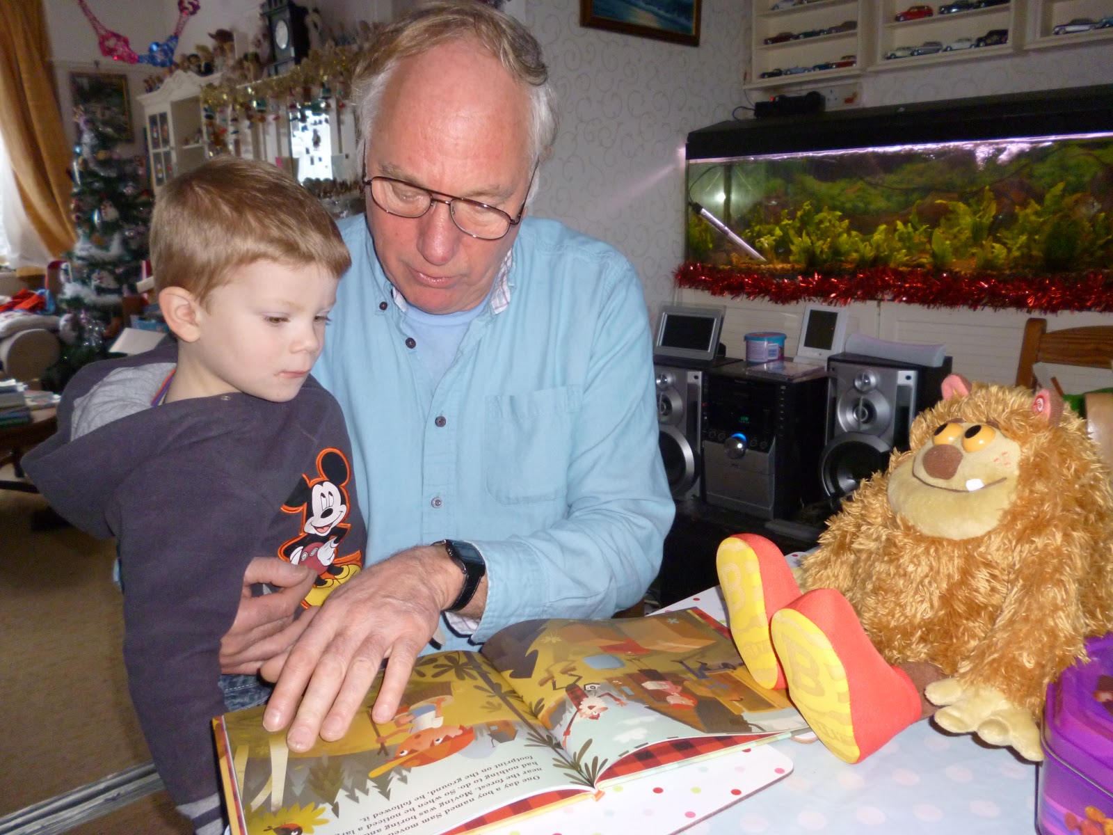 Madhouse Family Reviews: Bigsby Interactive Story Buddy review