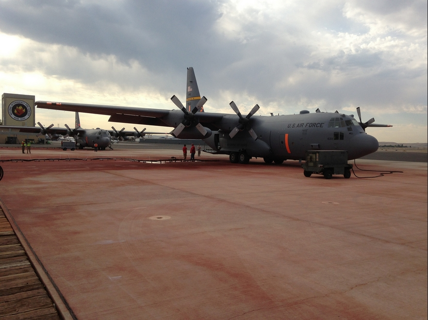 Latest News: Wildland firefighting video: MAFFS C-130 does fire ...