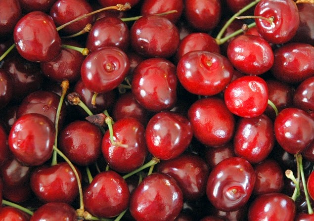 Kandungan dan Manfaat Buah Cherry bagi kesehatan ~ makanan-makanan sehat
