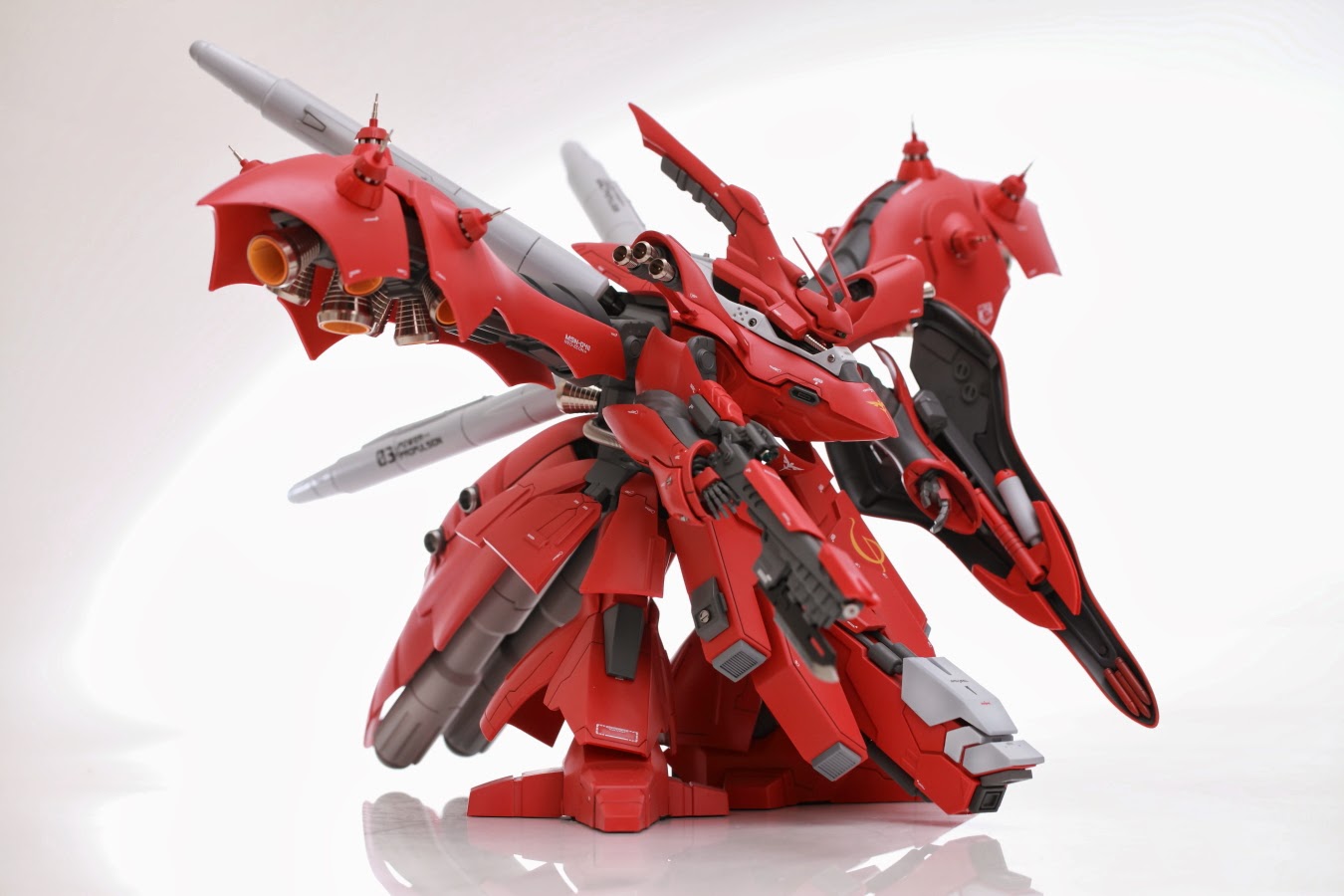 GUNDAM GUY: RC 1/100 Nightingale - Painted Build
