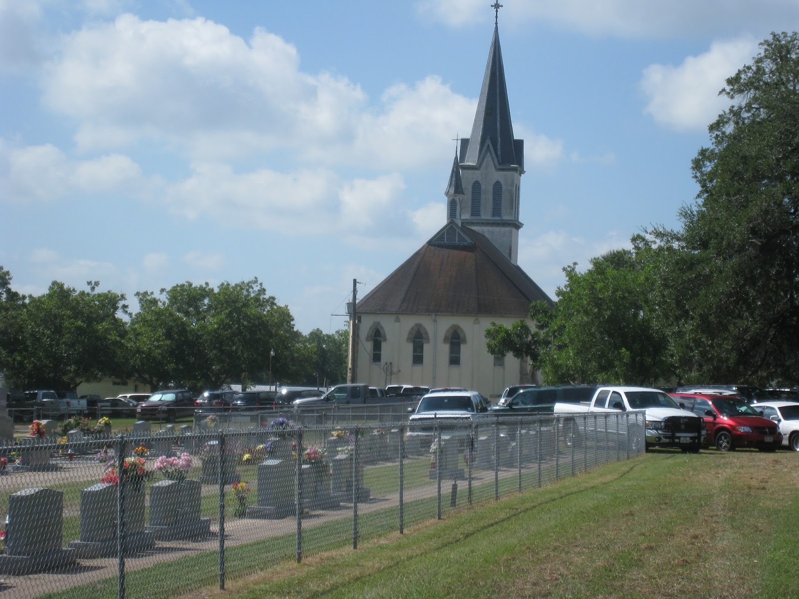 The Fried Chicken Blog: Praha Parish Picnic - The Annual August 15 ...