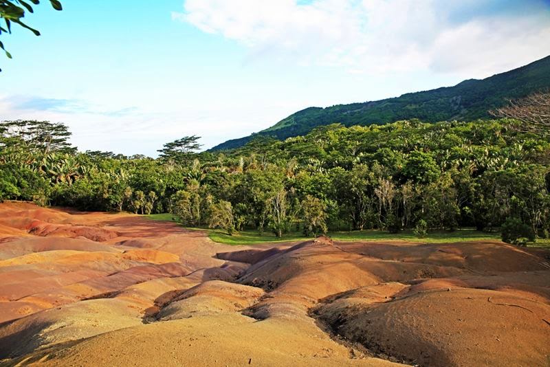 The Seven Coloured Earths, Mauritius