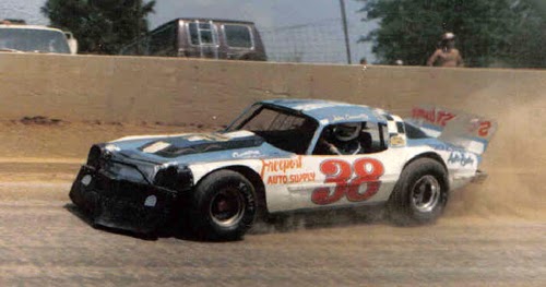 Midwest Racing Archives: 1981 - John Connolly dies of heart attack