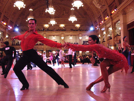 A RITMO DE TODOS LOS RITMOS: RUMBA