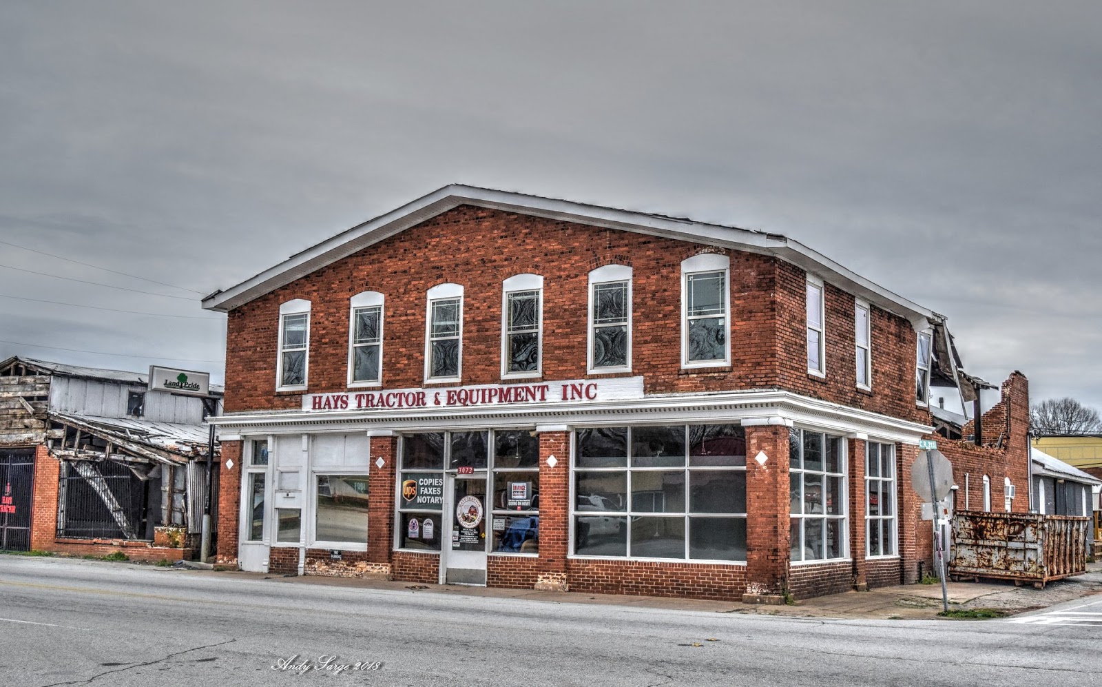 Forgotten Georgia: The Old Hay's Tractor Building in Mansfield