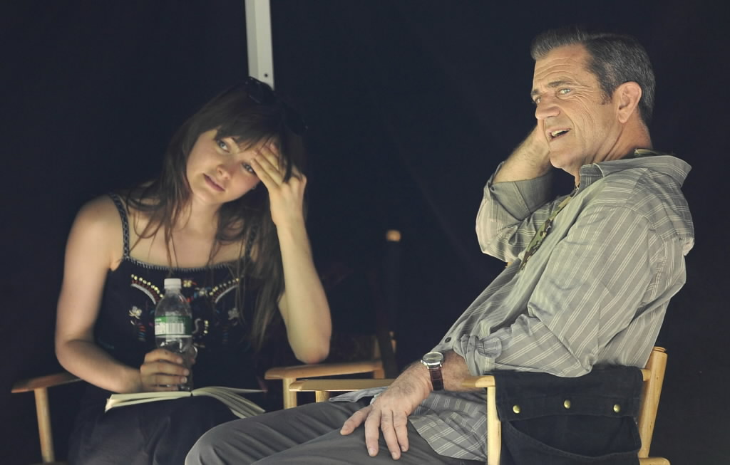 Onfolip: Mel Gibson With Wife Robyn - Family / Images