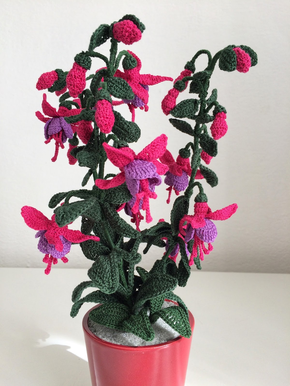 How to crochet a Fuchsia flower
