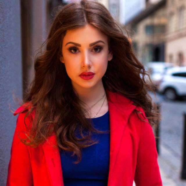 Misty Solomon - Paph Photography (Paseo Paseo Studio)