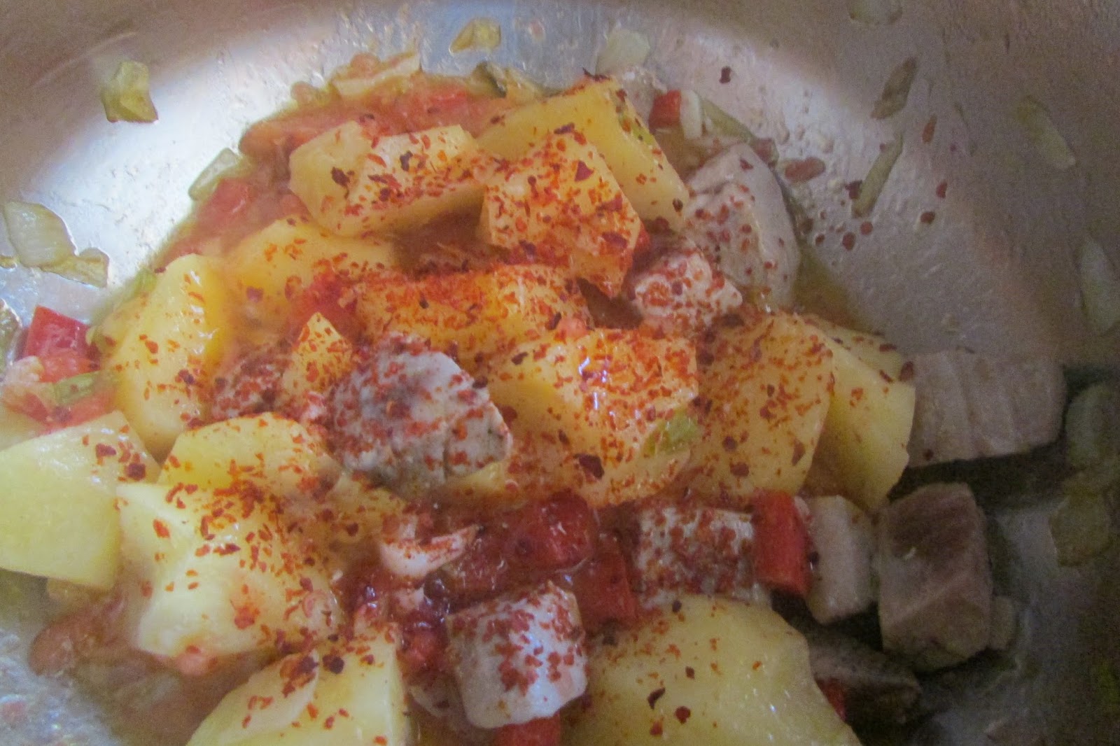 con2sabor: Guisado de Atún con patatas ( MARMITAKO)