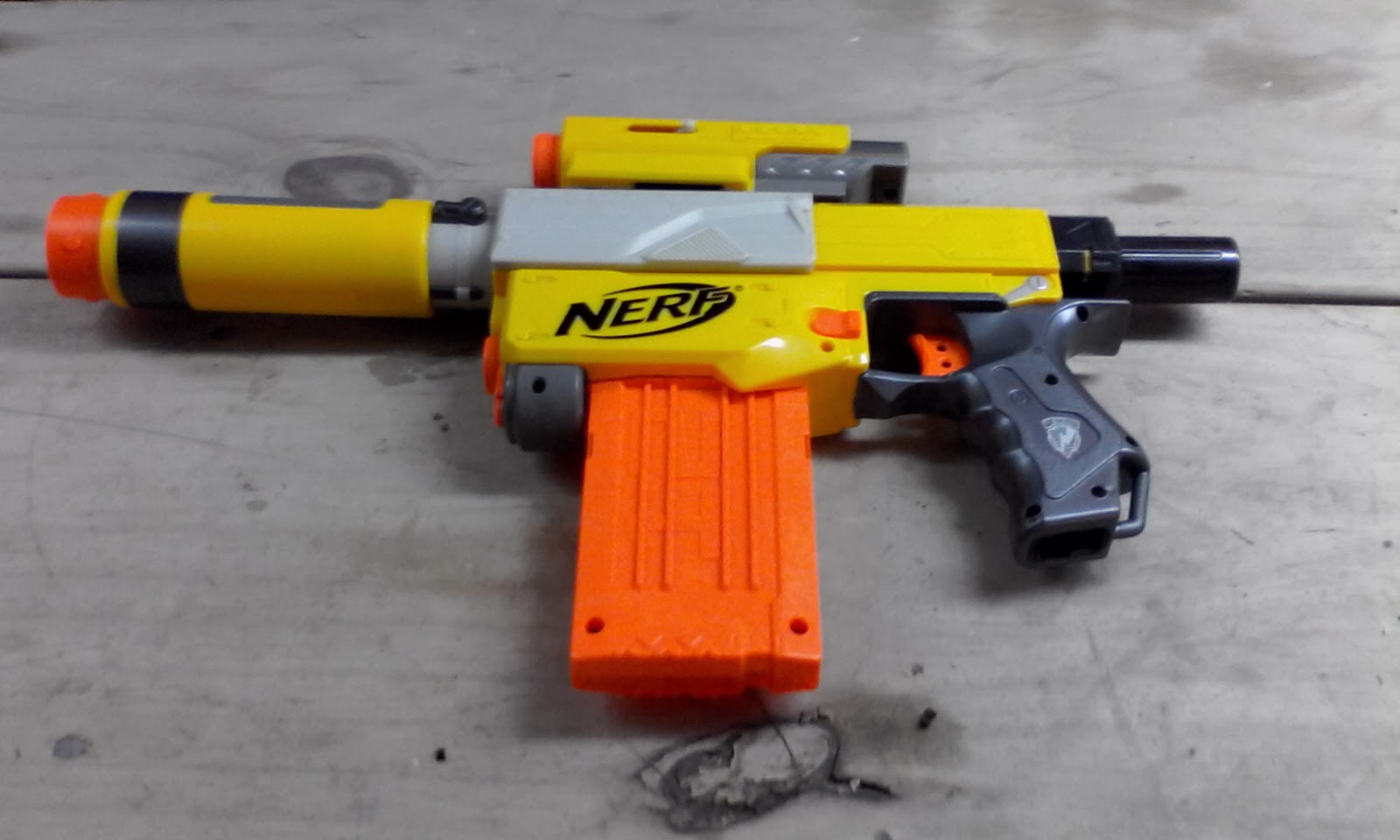 Kiwi Blasters - News and Reviews: Nerf N-Strike Recon CS-6 Review