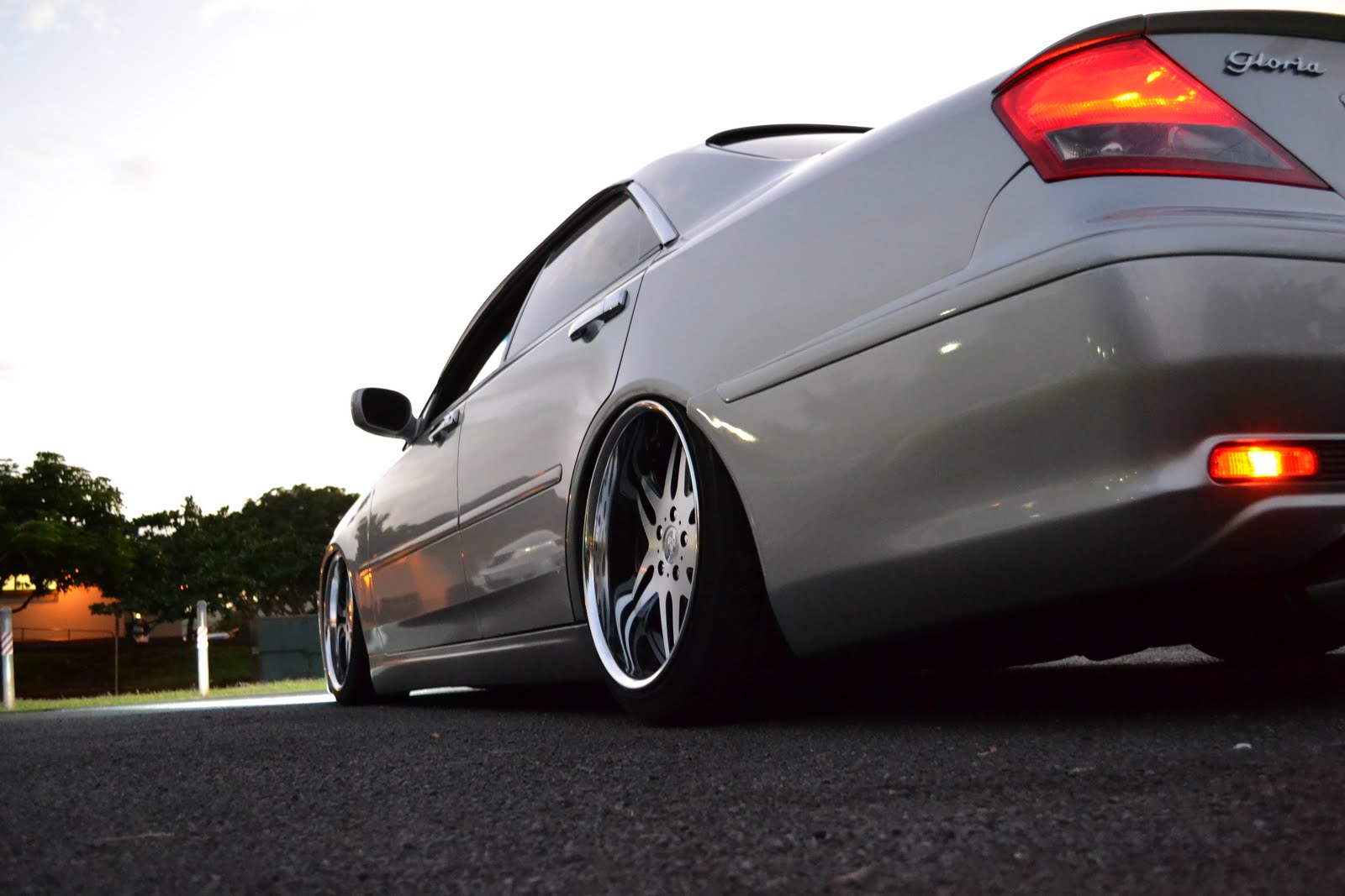 Y34 Nissan Gloria: Nissan M45-Gloria VIP