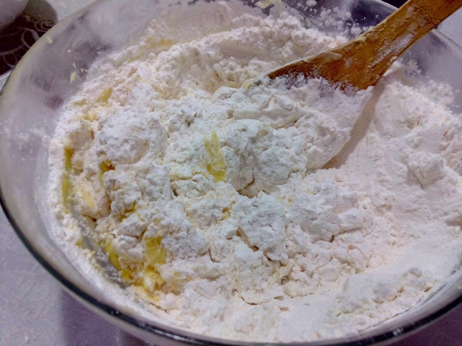 SurayaMSyed: Biskut Semperit