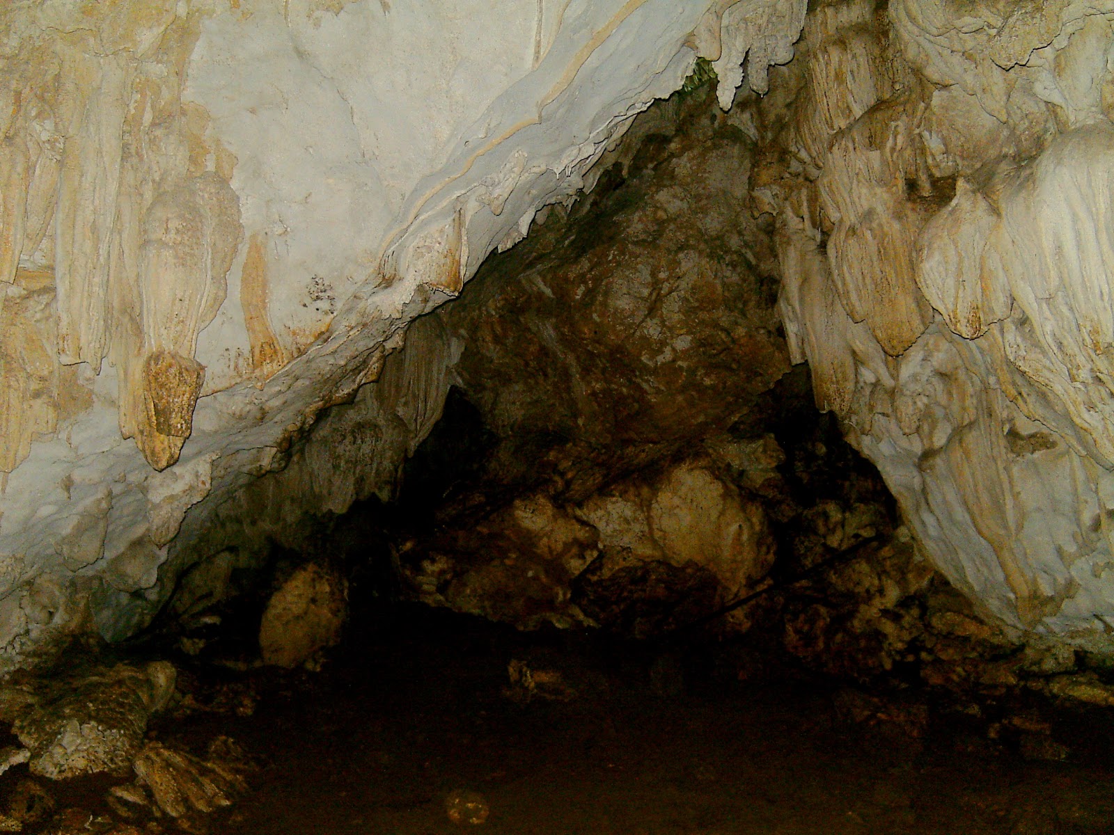 Hospital Cave