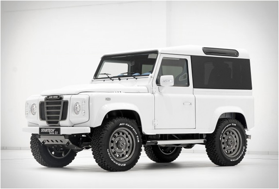 STARTECH Land Rover Defender