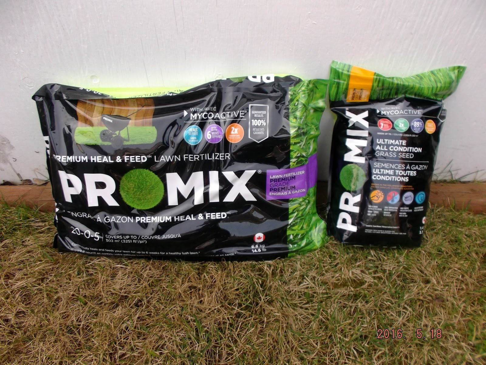 The One Income Dollar: Review: Pro-Mix Heal and Feed and the Pro-Mix Seed