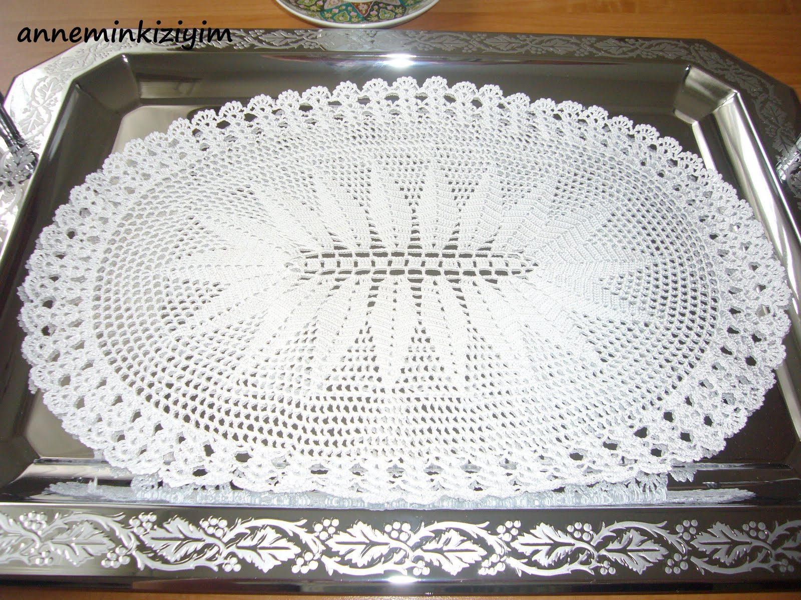 anneminkiziyim-maharetler: Tepsi Örtüsü