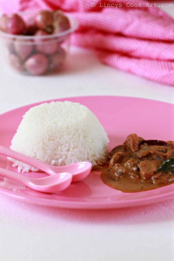 Ulli Theeyal/ Cheru Ulli Theeyal/ Kunjulli Theeyal ~ Lincy's Cook Art