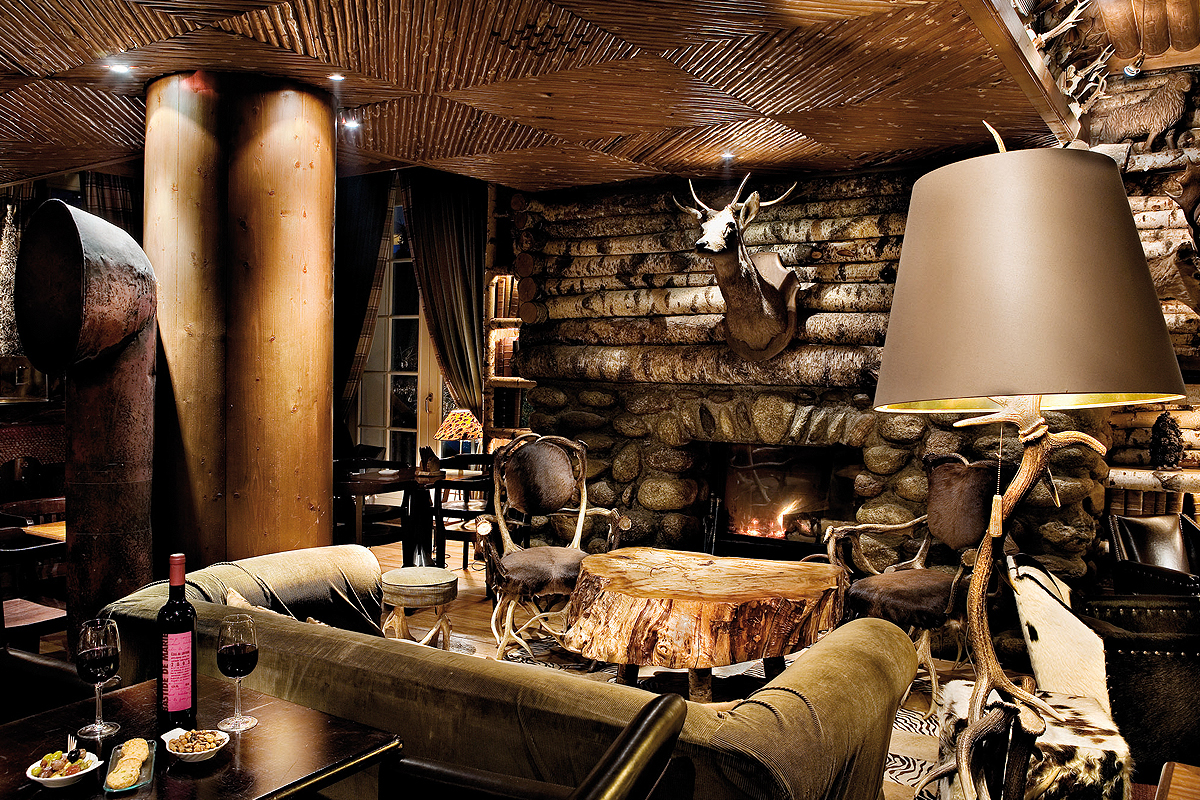 The Well-Appointed Catwalk: Le Lodge Park Megève