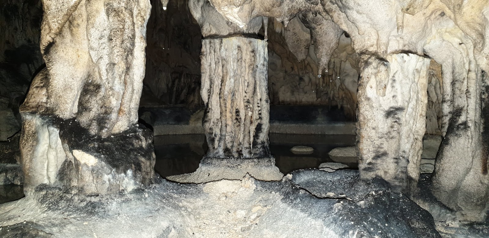 Pasionati de frumos !: Cheile Șugău - Peștera Tunel - Peștera Munticelu ...