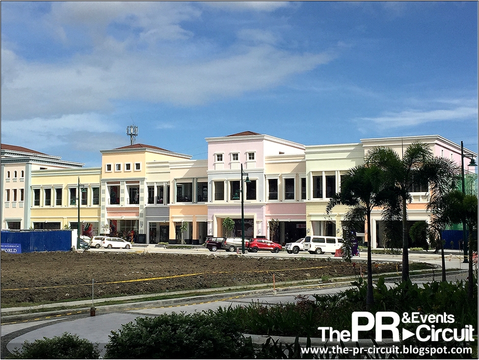 First Look at Megaworld's Festive Walk Parade at the Iloilo Business Park