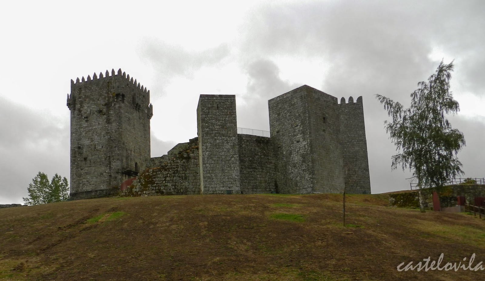 Fotos do c@stelo: 3- O Castelo de Montalegre.