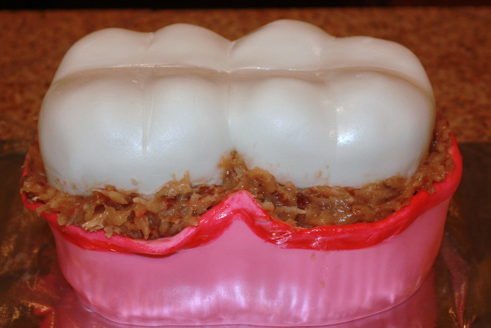 Girl+Food=Love Cakes: Tooth Cake