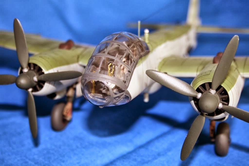 Hobby: Junkers Ju-89-Din ianuarie anul 2002 Unicraft introduce un nou ...