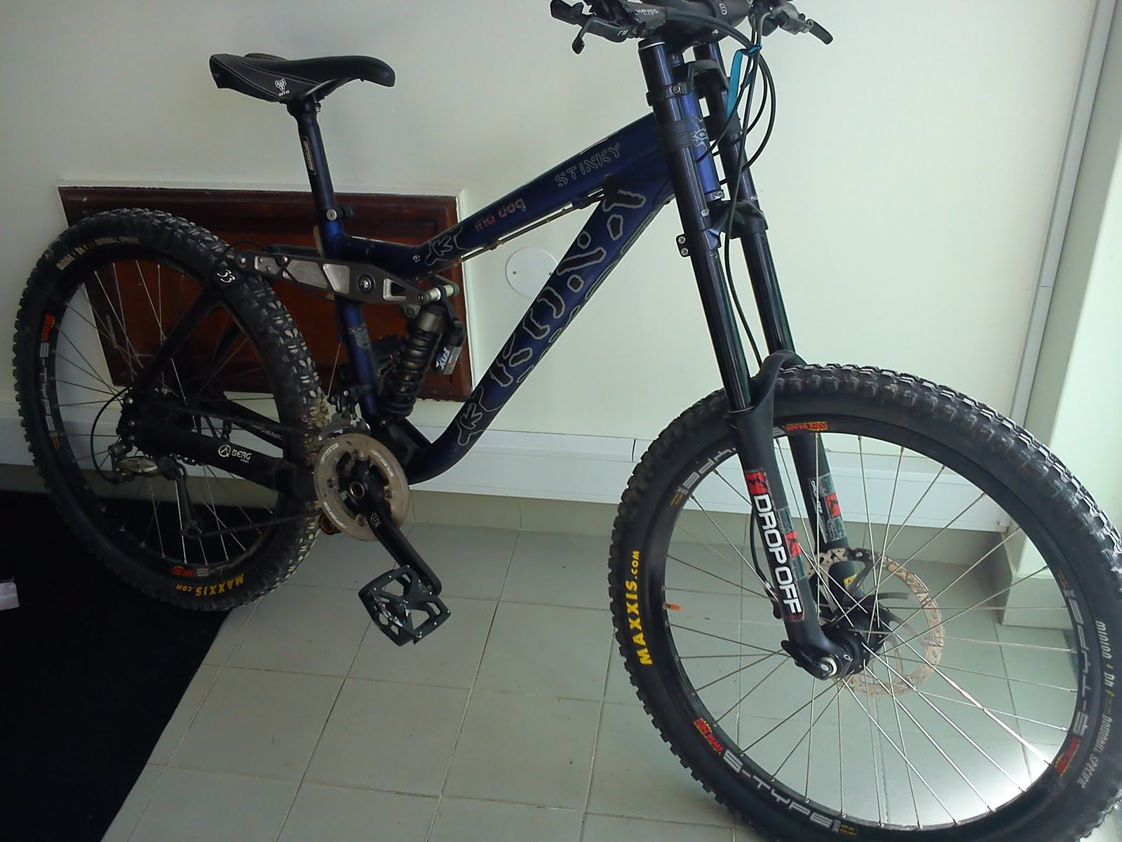 AnsiBikers: VENDE-SE - Kona Stinky (2008)