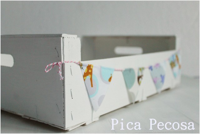 Caja de fruta con banderines de tela sin coser | Pica Pecosa