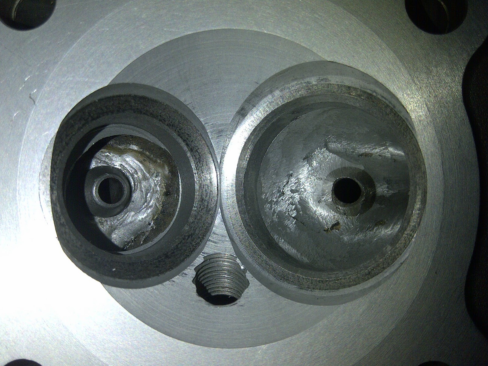 MP2 SPEED SHOP: CYLINDER HEAD