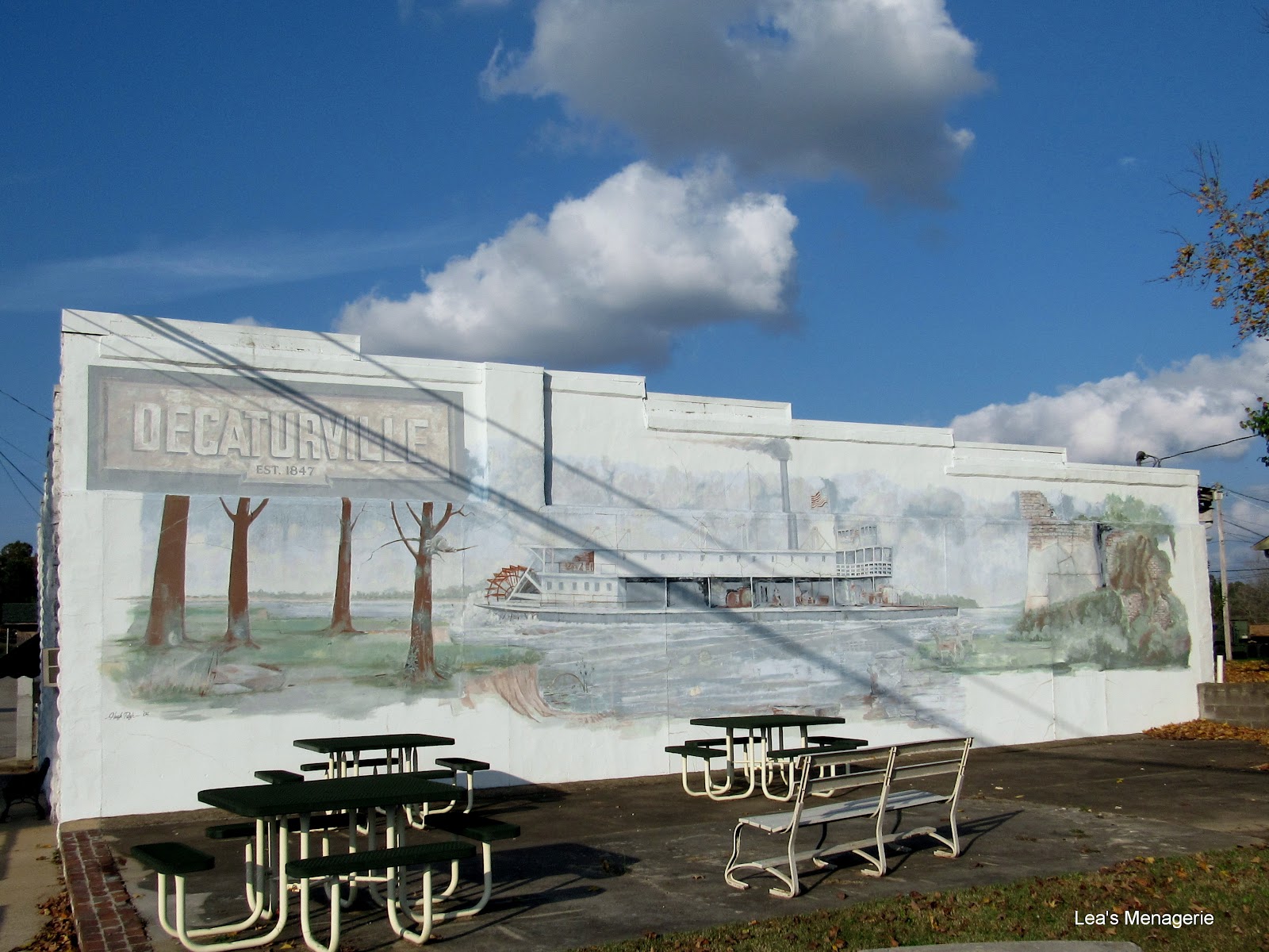 Lea's Menagerie: Decaturville TN Mural, November 23, 2015