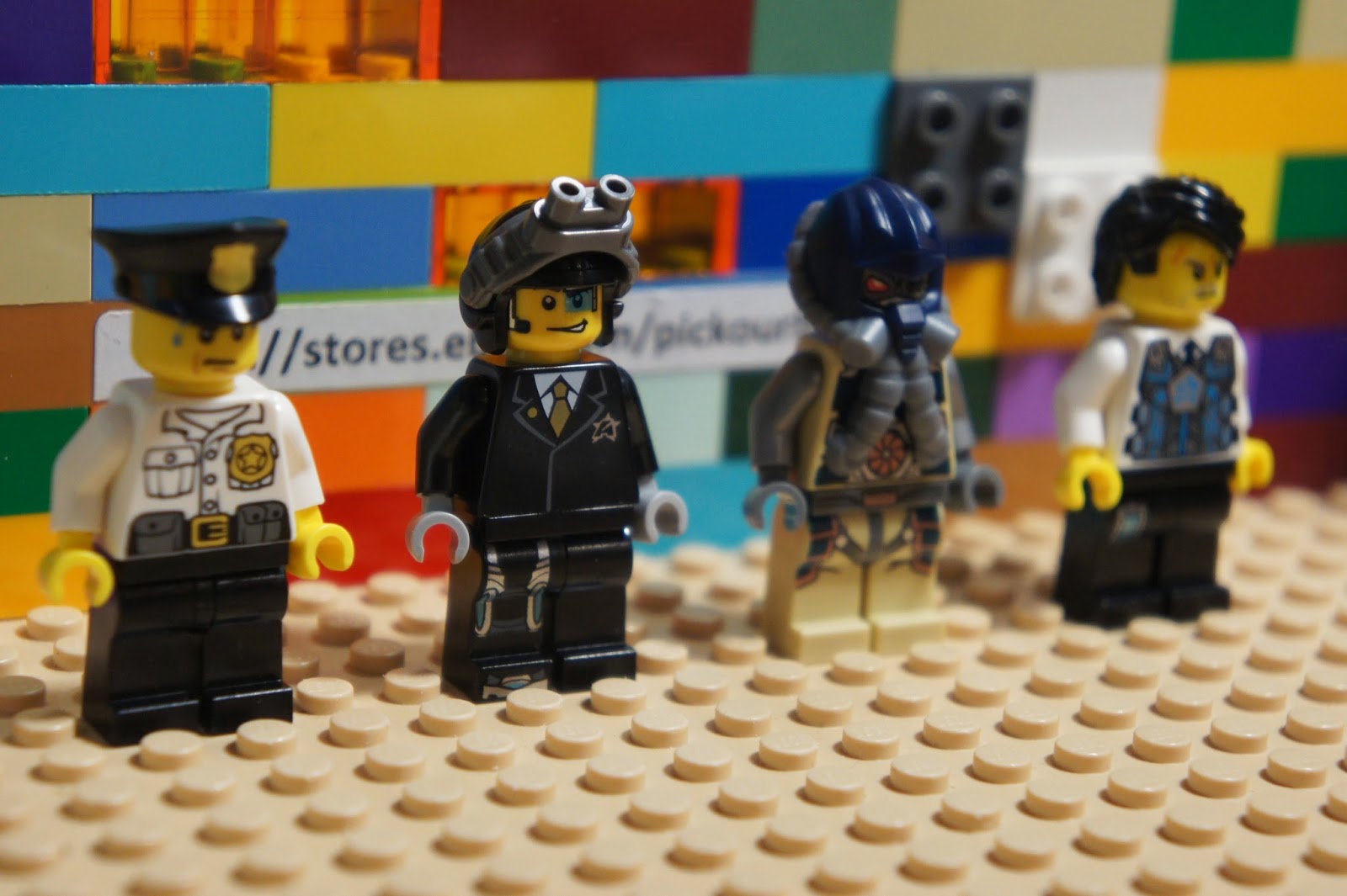 LEGO Ultra Agents 4x Minifigs - Astor Guard - Jack Fury - Curtis Bolt ...