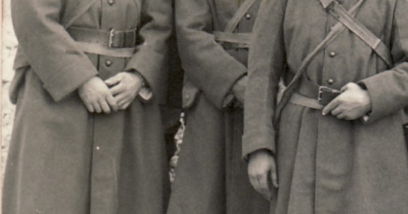 French Vocabulary Illustrated: capote