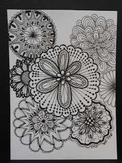 Trish's Artistic Adventures: Zentangles Inspired Art - Circle Flowers