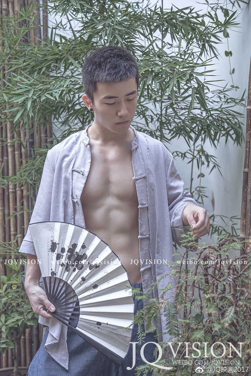 Grand Boyzone: JQ Vision X1