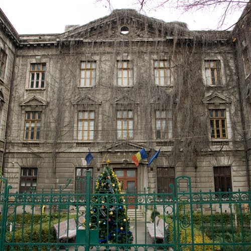 Ani de liceu - Bucurestii Vechi si Noi