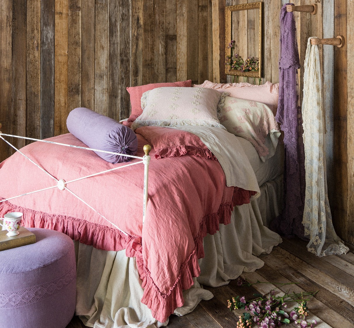 Life + Style: {YE Look Book} Dreamy Bedding
