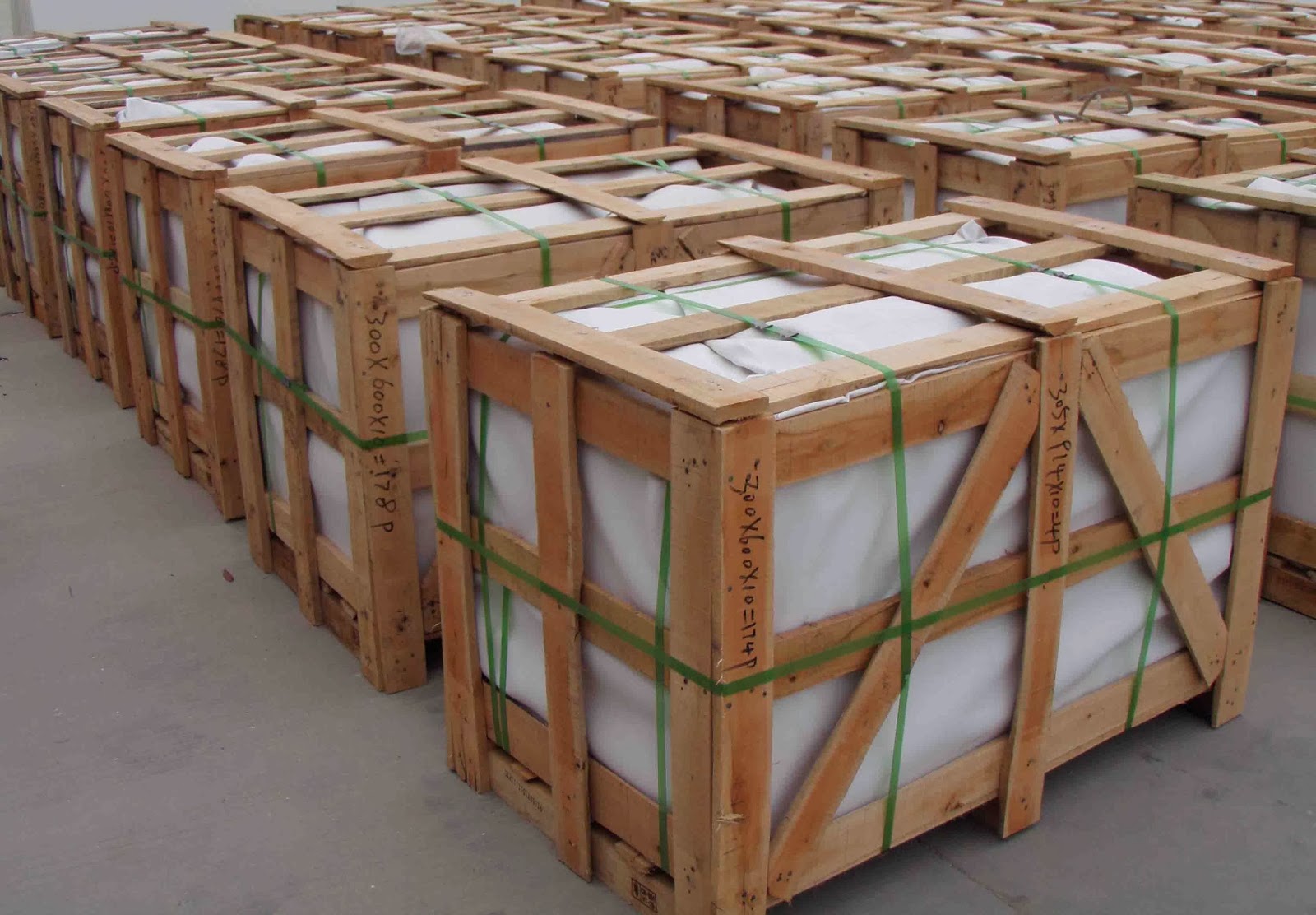 Sanlong Minicrystal: Packing crystallized glass products