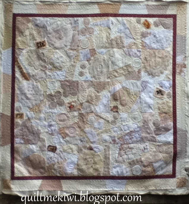 quiltmekiwi: Antique lace and a mystery quilt