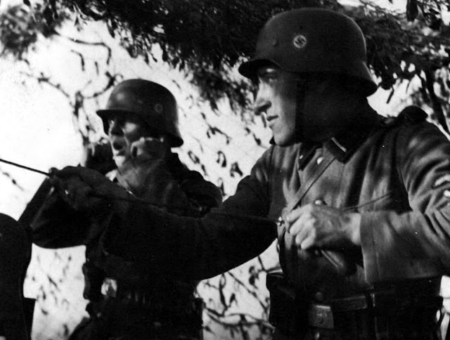 Men of Wehrmacht: A Heavy Artillery Unit from the SS-Verfügungstruppe ...