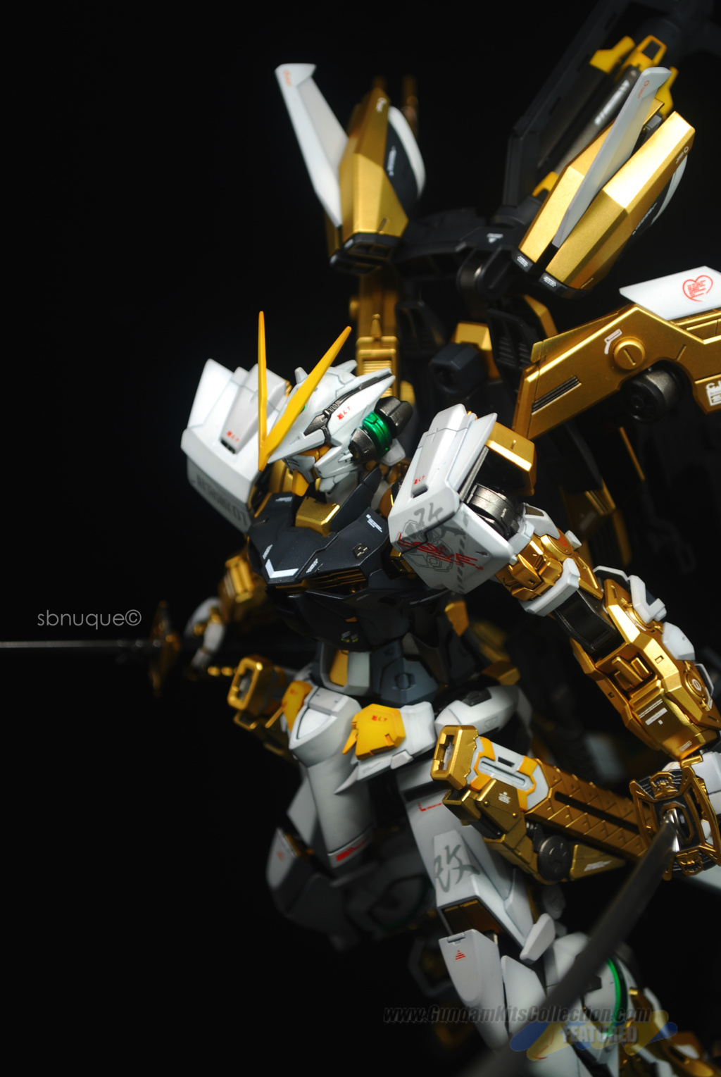 Painted Build: MG 1/100 Gundam Astray "Gold" Frame Kai