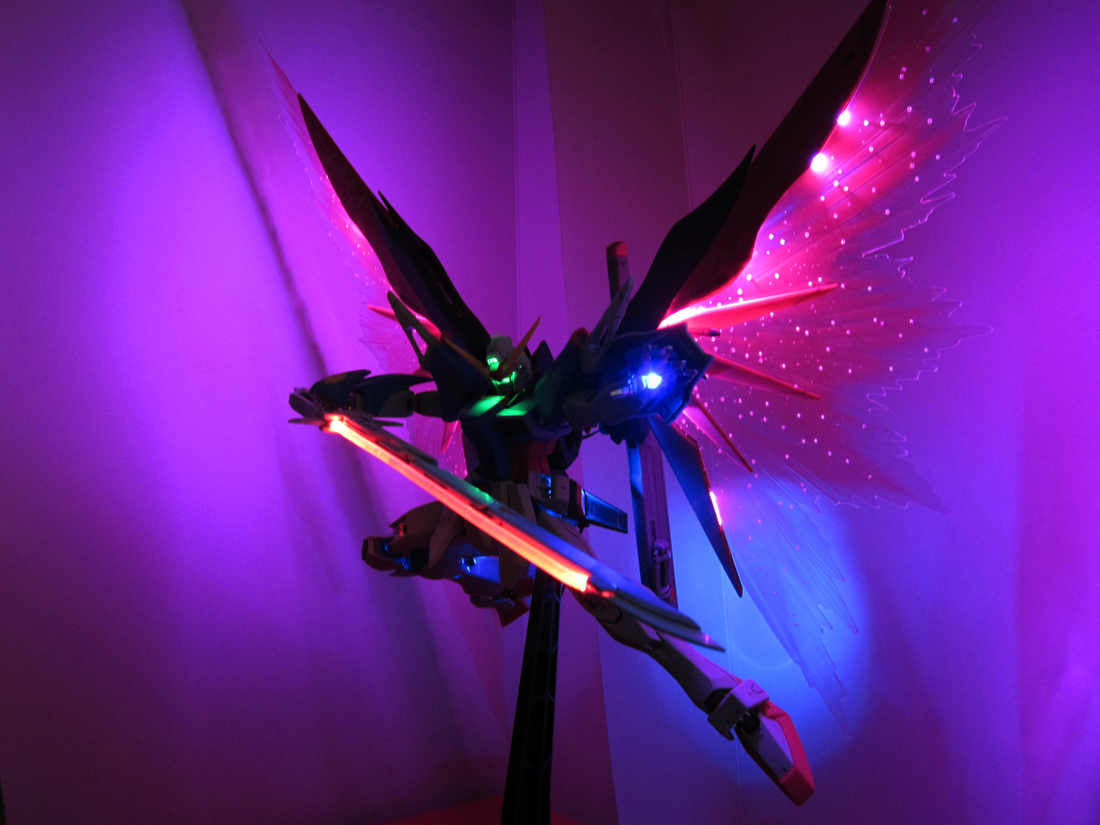 GUNDAM GUY: MG 1/100 Destiny Gundam w/ LED Customized Build