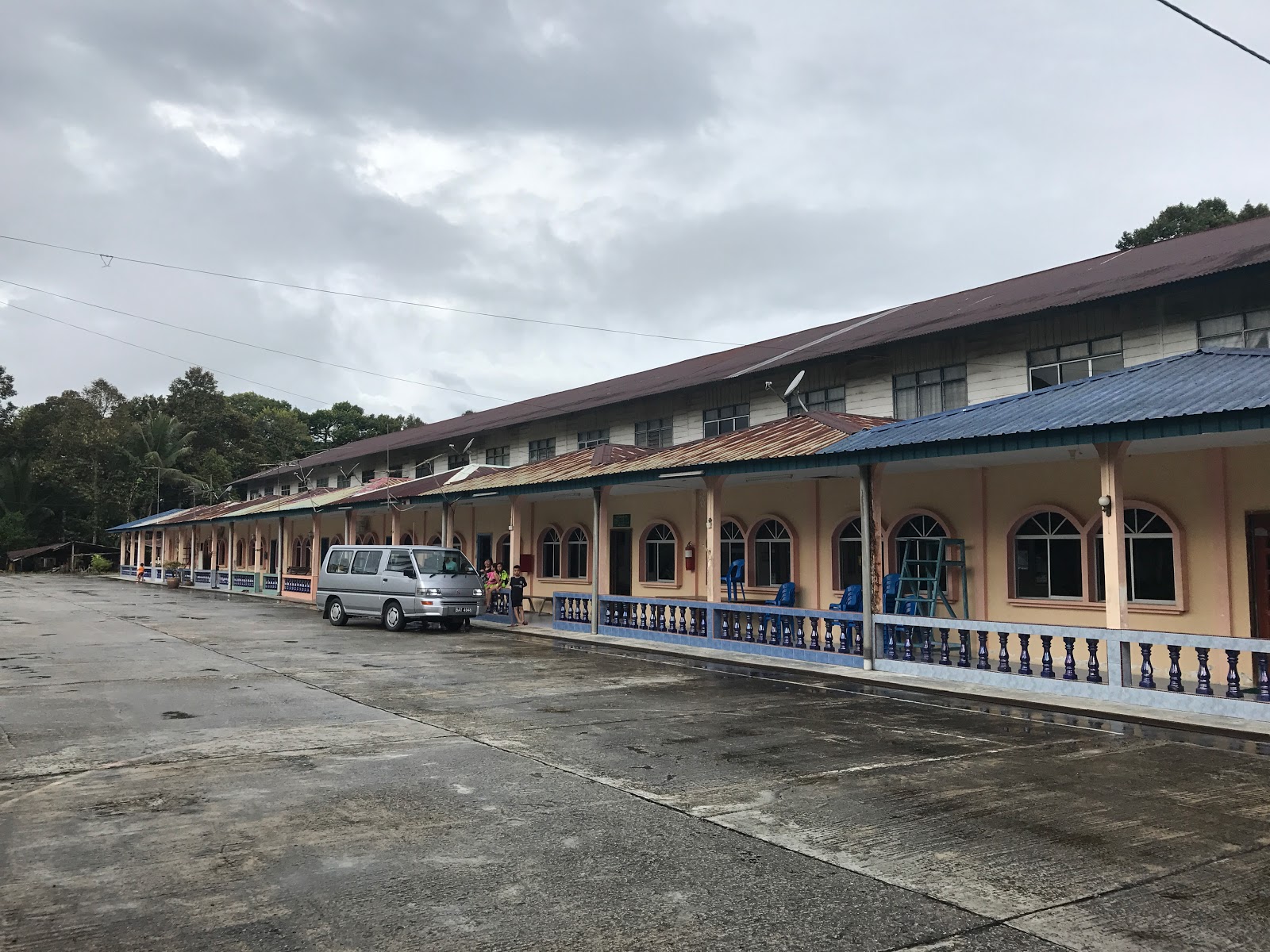 Sightseeing in Brunei: A Visit to an Iban Longhouse - Vikingess Voyages