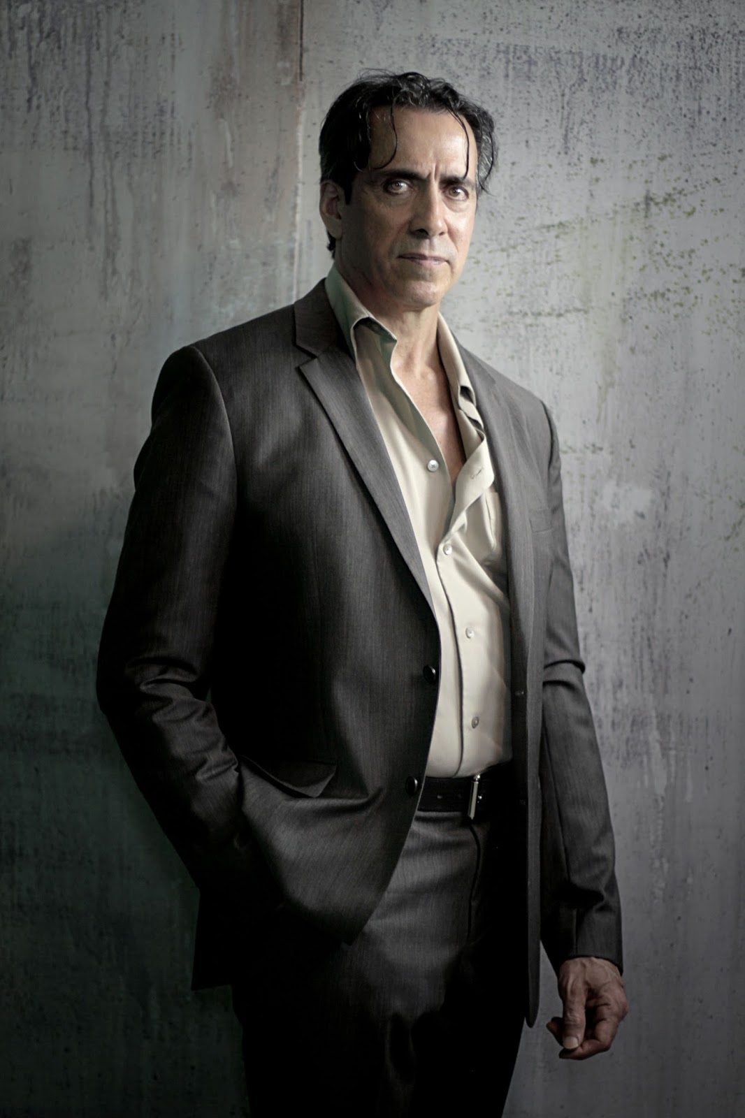 The Quantum Terror: Green Screens & Practical Effects