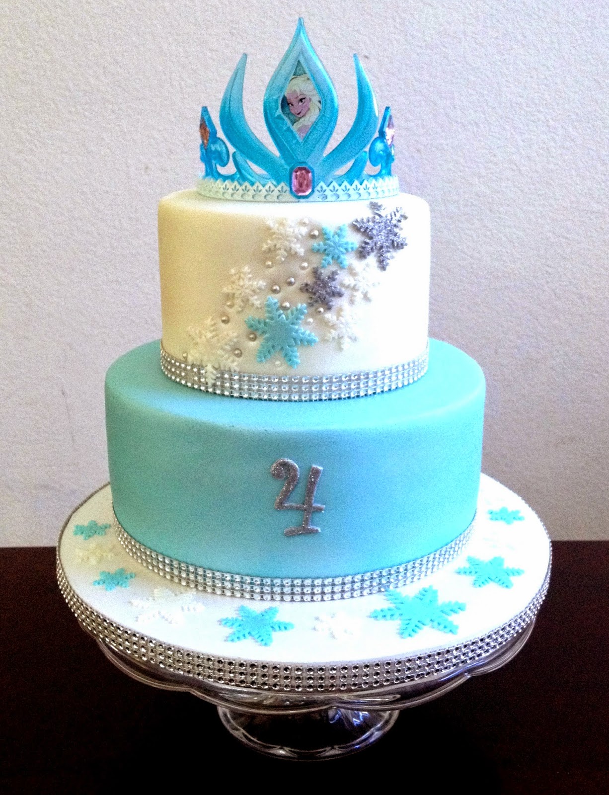 Elsa Crown Cake