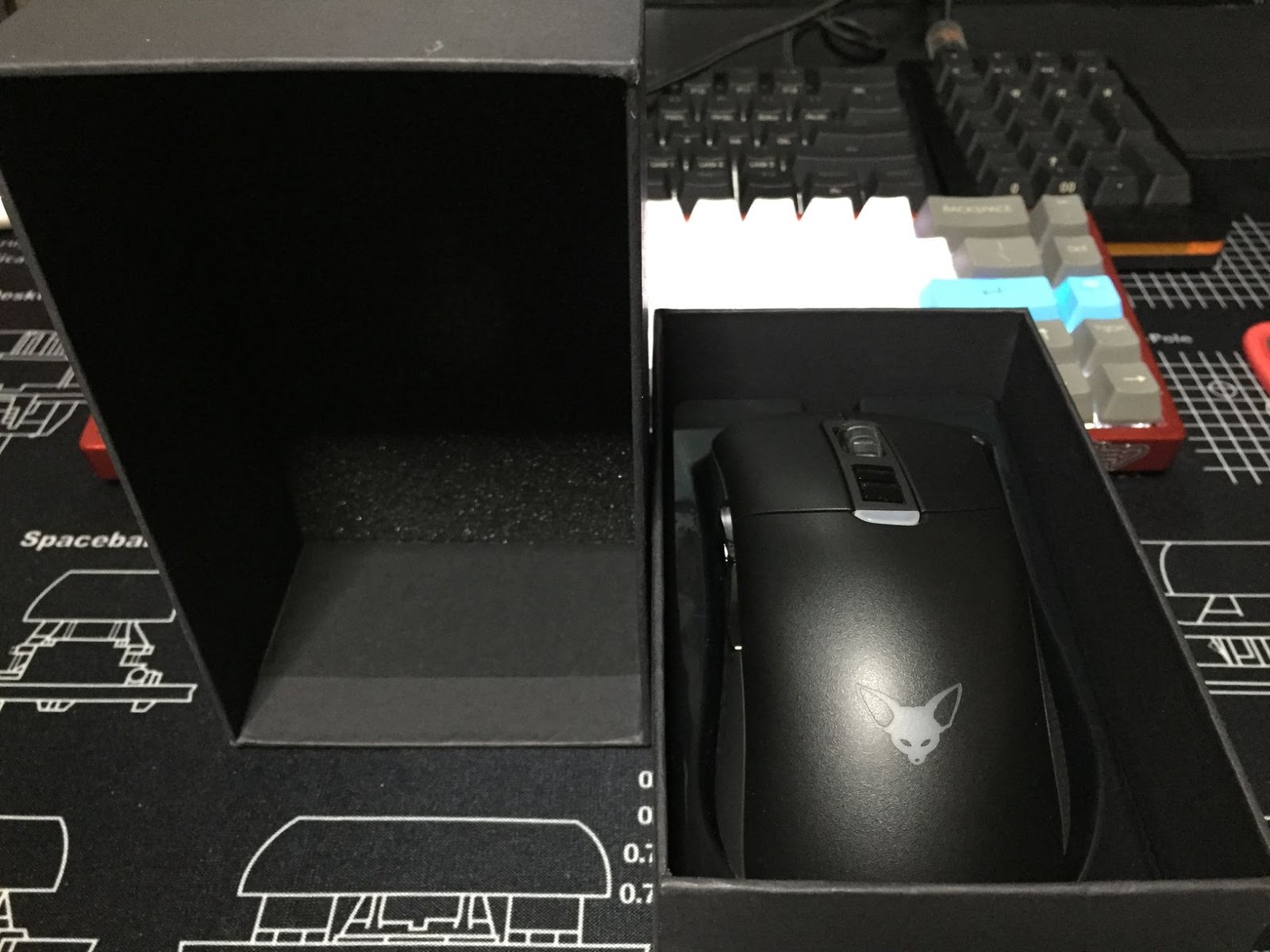 Chocolate Device2: Fenek Standard Issue Gaming Mouse